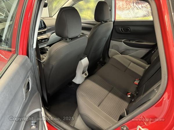 Hyundai i20 2021 in Tallinn, with an engine capacity of 1.00 L and mileage of 65 thousand km for 14500 €, photo 6 on AUTOMOTO.COM.LV