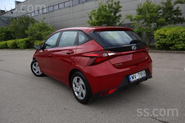 Hyundai i20 2021 in Riga, with an engine capacity of 1.20 L and mileage of 174 thousand km for 9990 €, photo 2 on AUTOMOTO.COM.LV