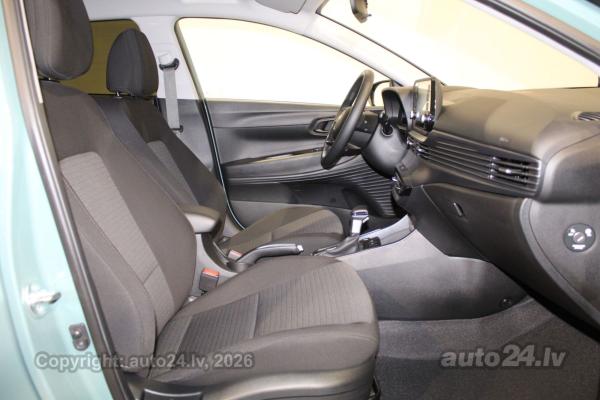 Hyundai i20 2023 in Tallinn, with an engine capacity of 1.00 L and mileage of 18 thousand km for 19990 €, photo 6 on AUTOMOTO.COM.LV