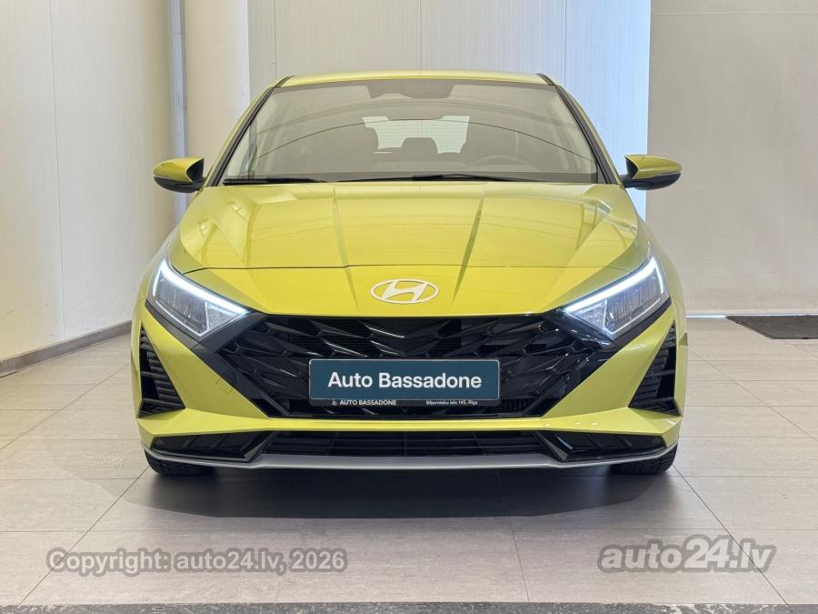 Hyundai i20 2024 in Tallinn, with an engine capacity of 1.00 L and mileage of 8 thousand km for 18900 €, photo 3 on AUTOMOTO.COM.LV