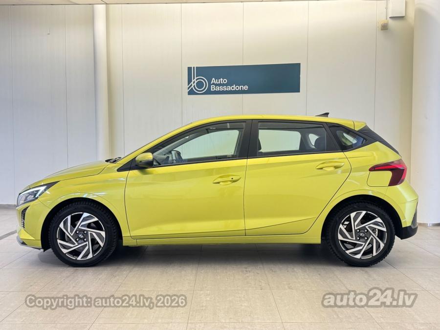 Hyundai i20 2024 in Tallinn, with an engine capacity of 1.00 L and mileage of 8 thousand km for 18900 €, photo 4 on AUTOMOTO.COM.LV