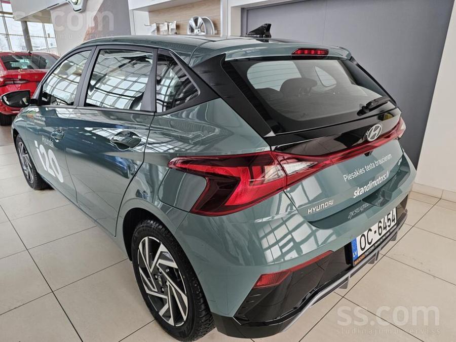 Hyundai i20 2025 Liepāja, ar dzinēja tilpumu 1.00 L un nobraukumu 8 tūkst. km par 18979 €, foto 5 vietnē AUTOMOTO.COM.LV