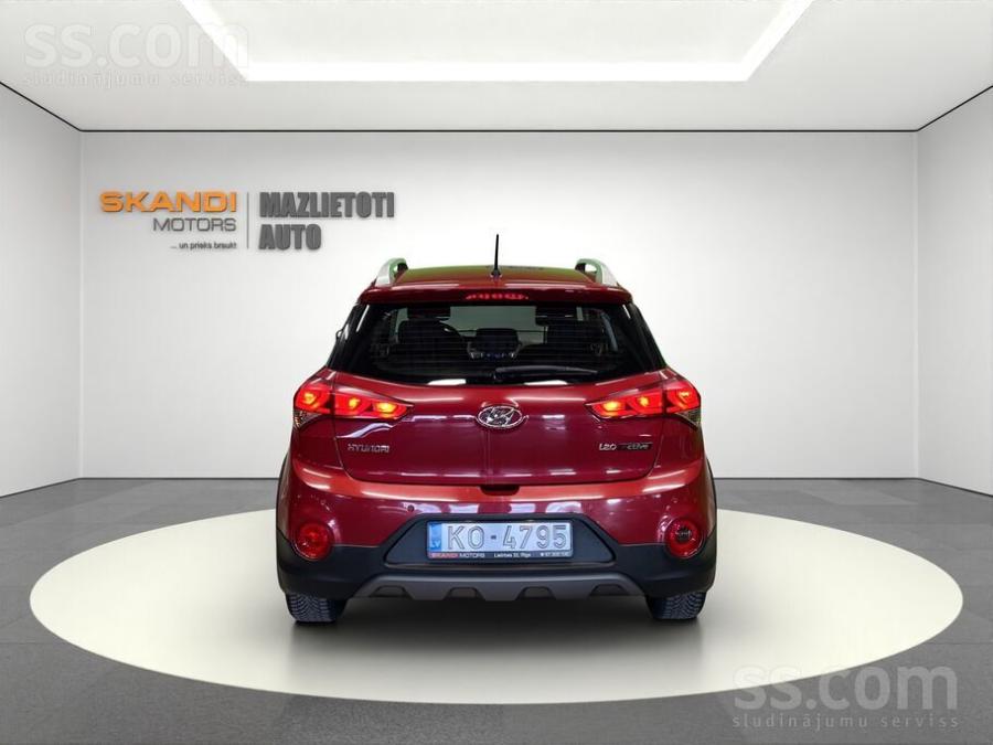 Красный Хендай и20 2017 в Рига, объемом двигателя 1.00 л и пробегом 132 тыс. км за 7390 €, фото 6 на AUTOMOTO.COM.LV