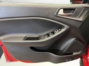 Красный Хендай и20 2017 в Рига, объемом двигателя 1.00 л и пробегом 132 тыс. км за 7390 €, фото 14 на AUTOMOTO.COM.LV