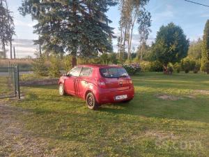 Sarkans Hyundai i20 2010 Bauska, ar dzinēja tilpumu 1.40 L un nobraukumu 248 tūkst. km par 1500 €, foto 3 vietnē AUTOMOTO.COM.LV
