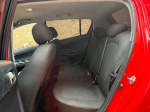 Sarkans Hyundai i20 2011 Cēsis, ar dzinēja tilpumu 1.40 L un nobraukumu 386 tūkst. km par 1790 €, foto 11 vietnē AUTOMOTO.COM.LV