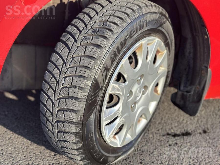 Sarkans Hyundai i20 2011 Jelgava, ar dzinēja tilpumu 1.40 L un nobraukumu 269 tūkst. km par 1750 €, foto 15 vietnē AUTOMOTO.COM.LV