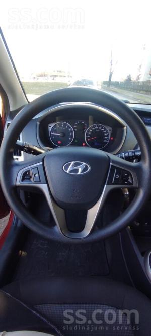 Sarkans Hyundai i20 2013 Rīga, ar dzinēja tilpumu 1.30 L un nobraukumu 189 tūkst. km par 4250 €, foto 5 vietnē AUTOMOTO.COM.LV