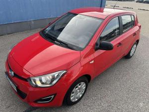 Sarkans Hyundai i20 2013 Marijampole, ar dzinēja tilpumu 1.25 L un nobraukumu 122 tūkst. km par 3850 €, foto 7 vietnē AUTOMOTO.COM.LV