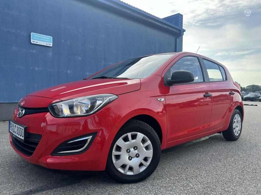 Sarkans Hyundai i20 2013 Marijampole, ar dzinēja tilpumu 1.25 L un nobraukumu 122 tūkst. km par 3850 €, foto 16 vietnē AUTOMOTO.COM.LV