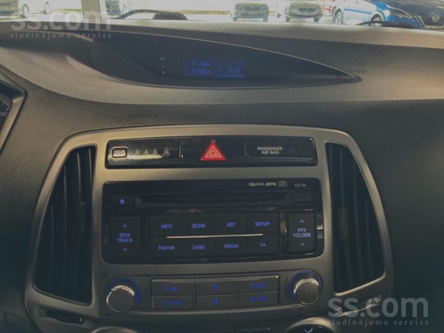 Sarkans Hyundai i20 2014 Rīga, ar dzinēja tilpumu 1.20 L un nobraukumu 81 tūkst. km par 4490 €, foto 17 vietnē AUTOMOTO.COM.LV