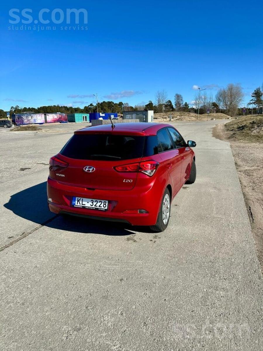 Sarkans Hyundai i20 2016 Liepāja, ar dzinēja tilpumu 1.20 L un nobraukumu 57 tūkst. km par 8000 €, foto 4 vietnē AUTOMOTO.COM.LV