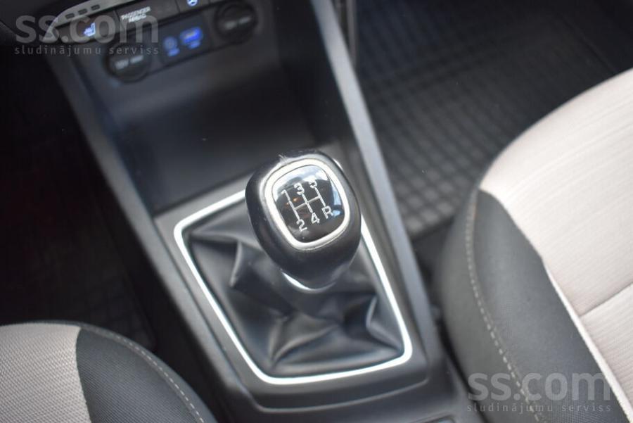 Sarkans Hyundai i20 2016 Kuldīga, ar dzinēja tilpumu 1.20 L un nobraukumu 0 tūkst. km par 6550 €, foto 10 vietnē AUTOMOTO.COM.LV