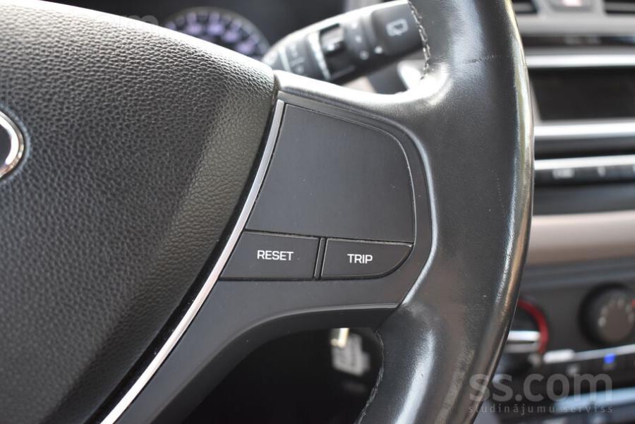 Sarkans Hyundai i20 2016 Kuldīga, ar dzinēja tilpumu 1.20 L un nobraukumu 0 tūkst. km par 6550 €, foto 16 vietnē AUTOMOTO.COM.LV