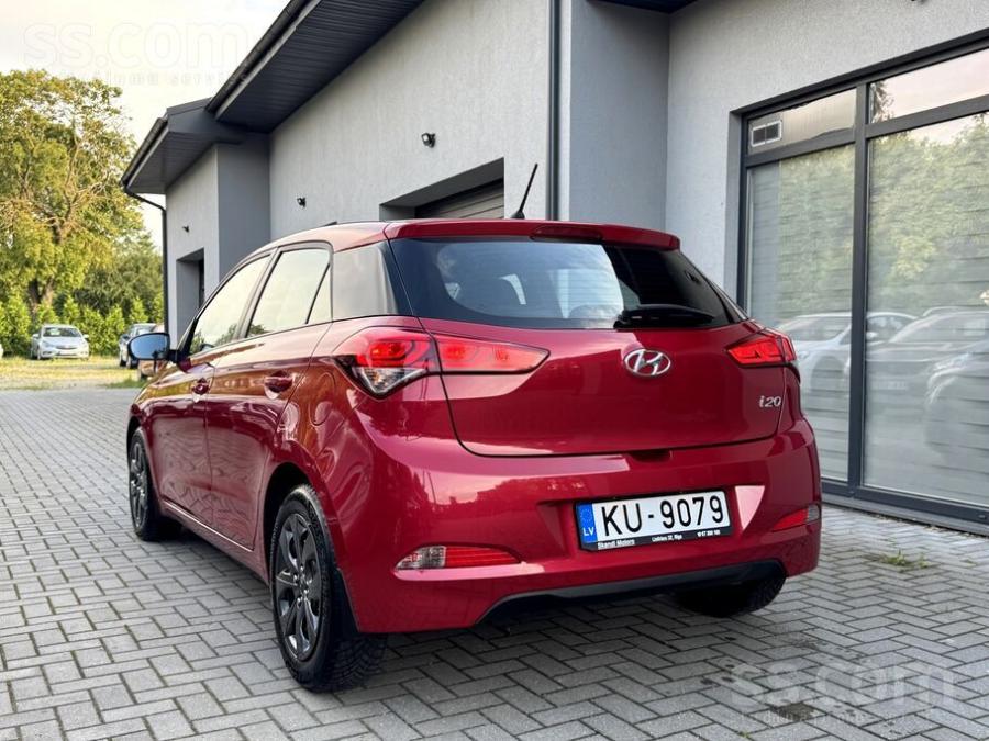 Sarkans Hyundai i20 2017 Rīga, ar dzinēja tilpumu 1.20 L un nobraukumu 161 tūkst. km par 4900 €, foto 4 vietnē AUTOMOTO.COM.LV