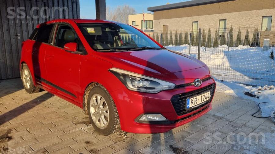 Sarkans Hyundai i20 2017 Rīga, ar dzinēja tilpumu 1.00 L un nobraukumu 84 tūkst. km par 6500 €, foto 1 vietnē AUTOMOTO.COM.LV