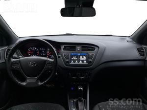 Красный Хендай и20 2018 в Рига, объемом двигателя 1.00 л и пробегом 56 тыс. км за 9300 €, фото 9 на AUTOMOTO.COM.LV