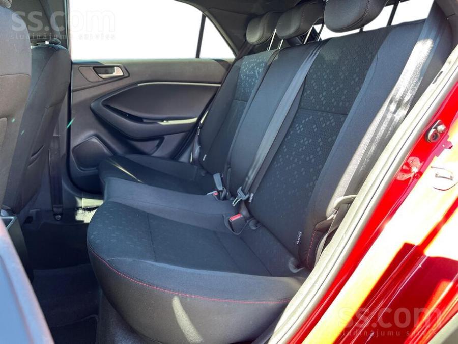 Sarkans Hyundai i20 2020 Rīga, ar dzinēja tilpumu 1.00 L un nobraukumu 97 tūkst. km par 9990 €, foto 22 vietnē AUTOMOTO.COM.LV