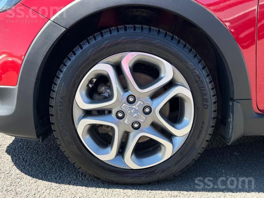 Sarkans Hyundai i20 2020 Rīga, ar dzinēja tilpumu 1.00 L un nobraukumu 97 tūkst. km par 9990 €, foto 23 vietnē AUTOMOTO.COM.LV