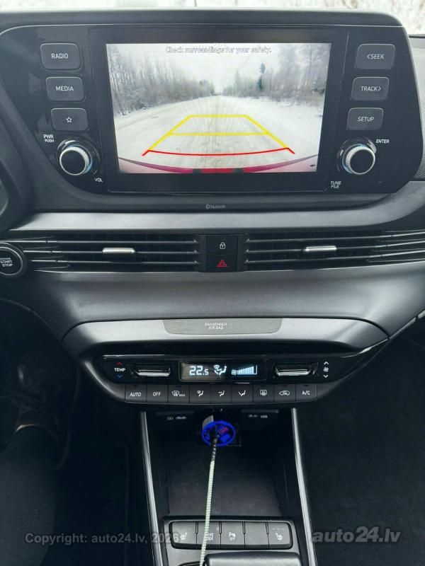 Red Hyundai i20 2021 in Tartu, with an engine capacity of 1.00 L and mileage of 65 thousand km for 14500 €, photo 11 on AUTOMOTO.COM.LV