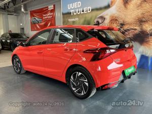 Sarkans Hyundai i20 2021 Tallina, ar dzinēja tilpumu 1.00 L un nobraukumu 39 tūkst. km par 14200 €, foto 4 vietnē AUTOMOTO.COM.LV
