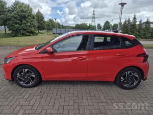 Sarkans Hyundai i20 2021 Liepāja, ar dzinēja tilpumu 1.00 L un nobraukumu 25 tūkst. km par 12990 €, foto 5 vietnē AUTOMOTO.COM.LV
