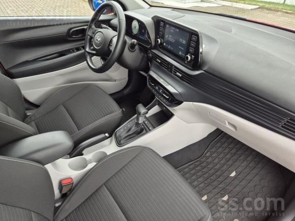 Red Hyundai i20 2021 in Liepaja, with an engine capacity of 1.00 L and mileage of 25 thousand km for 12990 €, photo 8 on AUTOMOTO.COM.LV