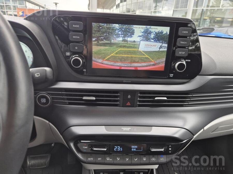 Sarkans Hyundai i20 2021 Liepāja, ar dzinēja tilpumu 1.00 L un nobraukumu 25 tūkst. km par 12990 €, foto 12 vietnē AUTOMOTO.COM.LV