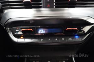 Красный Хендай и20 2022 в Таллин, объемом двигателя 1.00 л и пробегом 48 тыс. км за 15000 €, фото 22 на AUTOMOTO.COM.LV