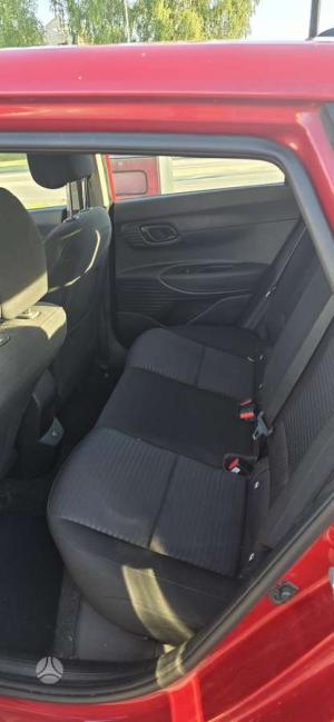 Sarkans Hyundai i20 2022 Jonava, ar dzinēja tilpumu 1.00 L un nobraukumu 142 tūkst. km par 11000 €, foto 6 vietnē AUTOMOTO.COM.LV