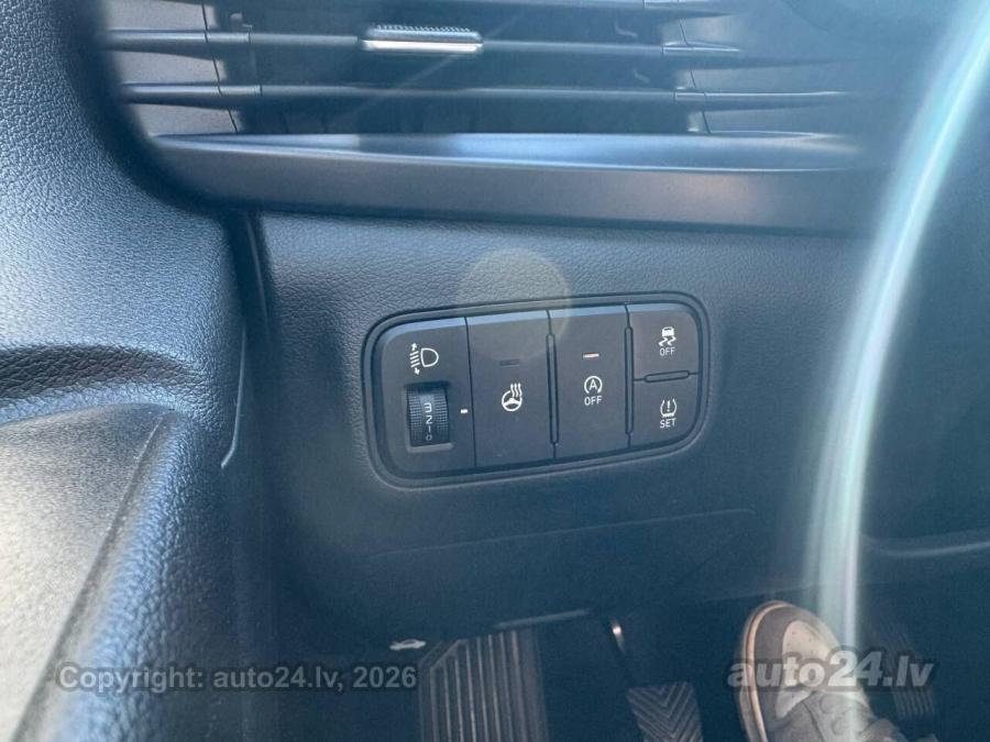 Красный Хендай и20 2022 в Нарва, объемом двигателя 1.00 л и пробегом 33 тыс. км за 12990 €, фото 13 на AUTOMOTO.COM.LV