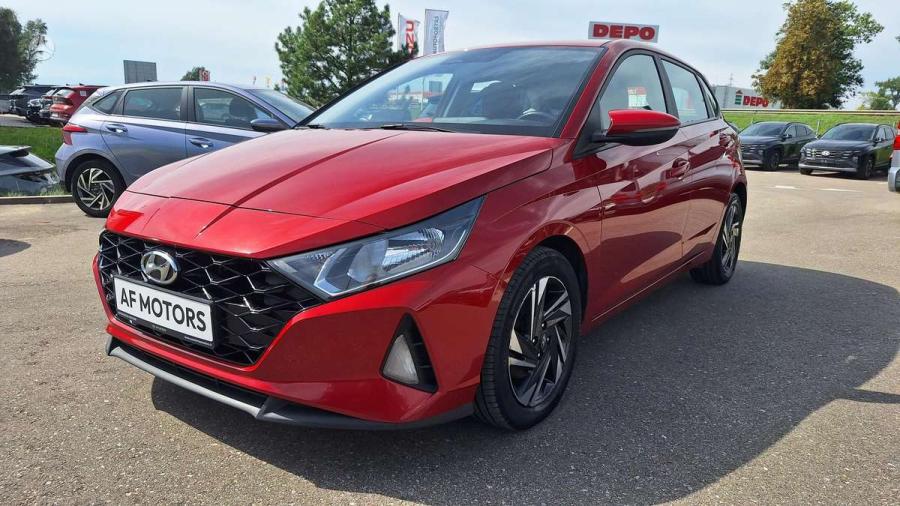 Red Hyundai i20 2022 in Kaunas, with an engine capacity of 1.00 L and mileage of 146 thousand km for 9945 €, photo 19 on AUTOMOTO.COM.LV