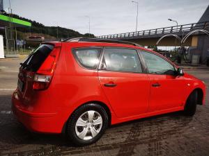 Sarkans Hyundai i20 2010 Viļņa, ar dzinēja tilpumu 1.60 L un nobraukumu 269 tūkst. km par 2350 €, foto 18 vietnē AUTOMOTO.COM.LV