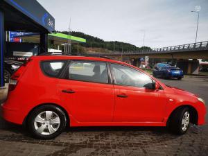 Sarkans Hyundai i20 2010 Viļņa, ar dzinēja tilpumu 1.60 L un nobraukumu 269 tūkst. km par 1991 €, foto 11 vietnē AUTOMOTO.COM.LV