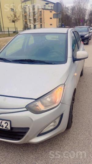 Hyundai i20 2013 Rīga, ar dzinēja tilpumu 1.10 L un nobraukumu 235 tūkst. km par 2350 €, foto 3 vietnē AUTOMOTO.COM.LV