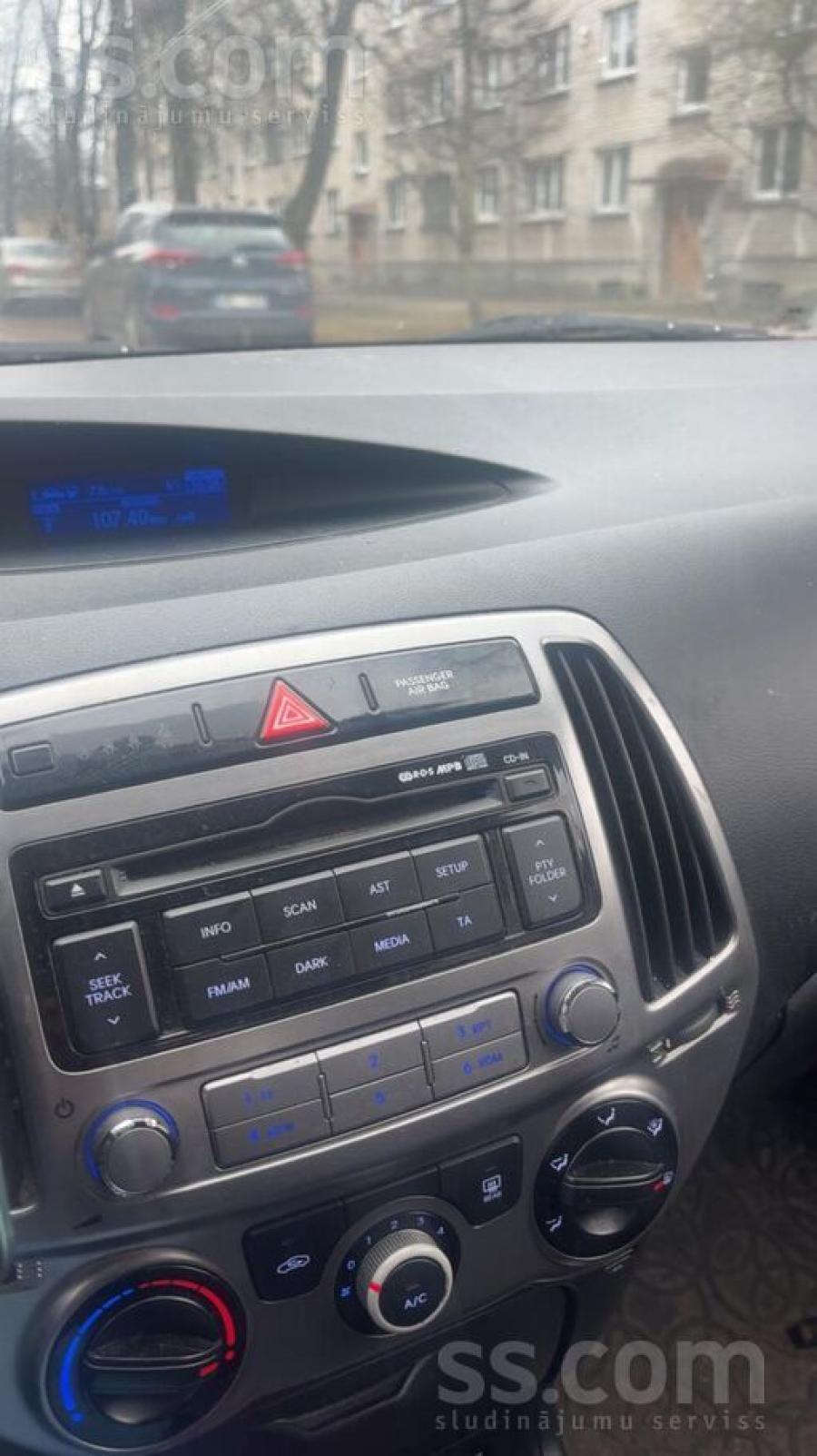 Hyundai i20 2013 Rīga, ar dzinēja tilpumu 1.10 L un nobraukumu 235 tūkst. km par 2350 €, foto 8 vietnē AUTOMOTO.COM.LV