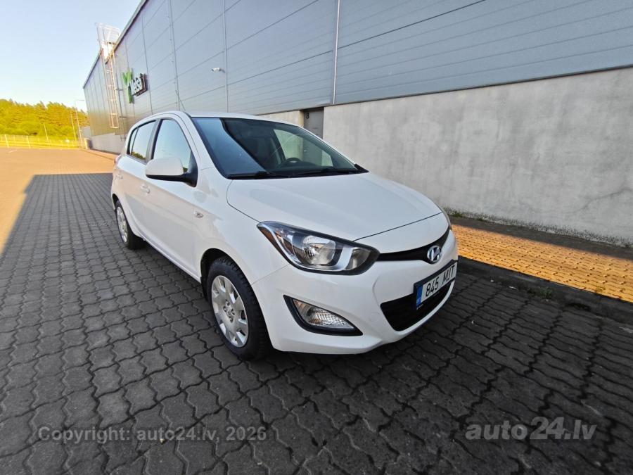 Balts Hyundai i20 2012 Pērnava, ar dzinēja tilpumu 1.20 L un nobraukumu 186 tūkst. km par 2700 €, foto 7 vietnē AUTOMOTO.COM.LV