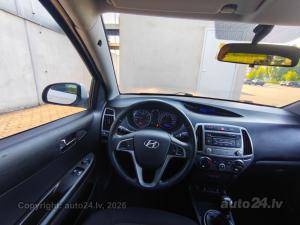 Balts Hyundai i20 2012 Pērnava, ar dzinēja tilpumu 1.20 L un nobraukumu 186 tūkst. km par 2700 €, foto 8 vietnē AUTOMOTO.COM.LV