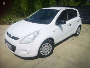 White Hyundai i20 2012 in Kaunas, with an engine capacity of 1.25 L and mileage of 151 thousand km for 1750 €, photo 11 on AUTOMOTO.COM.LV
