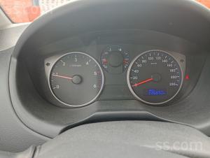 Balts Hyundai i20 2013 Rīga, ar dzinēja tilpumu 1.10 L un nobraukumu 227 tūkst. km par 2350 €, foto 6 vietnē AUTOMOTO.COM.LV