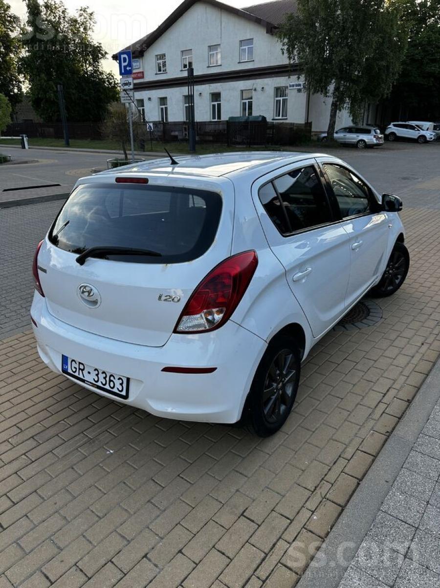 Balts Hyundai i20 2014 Rīga, ar dzinēja tilpumu 1.20 L un nobraukumu 0 tūkst. km par 2700 €, foto 6 vietnē AUTOMOTO.COM.LV