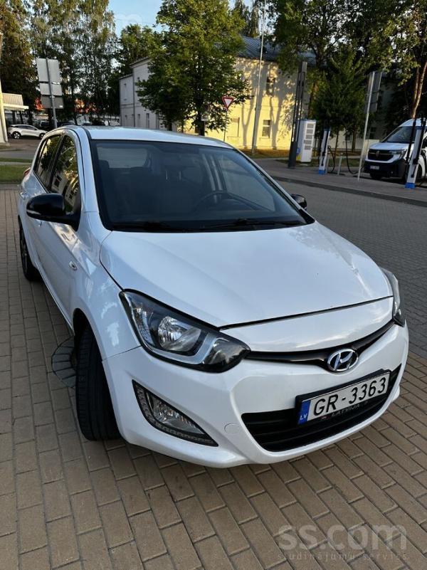Balts Hyundai i20 2014 Rīga, ar dzinēja tilpumu 1.20 L un nobraukumu 0 tūkst. km par 2700 €, foto 7 vietnē AUTOMOTO.COM.LV