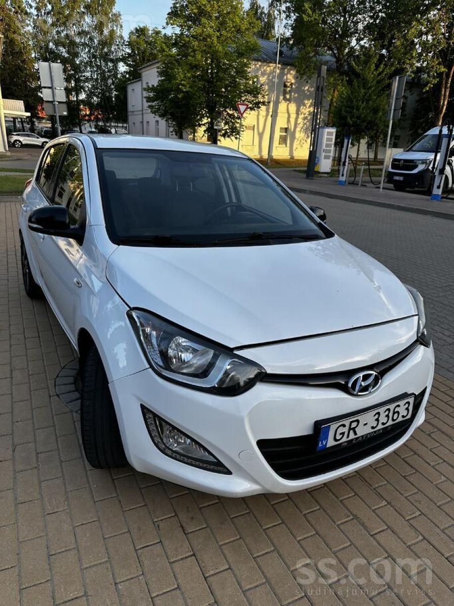 Balts Hyundai i20 2014 Rīga, ar dzinēja tilpumu 1.20 L un nobraukumu 0 tūkst. km par 2700 €, foto 8 vietnē AUTOMOTO.COM.LV
