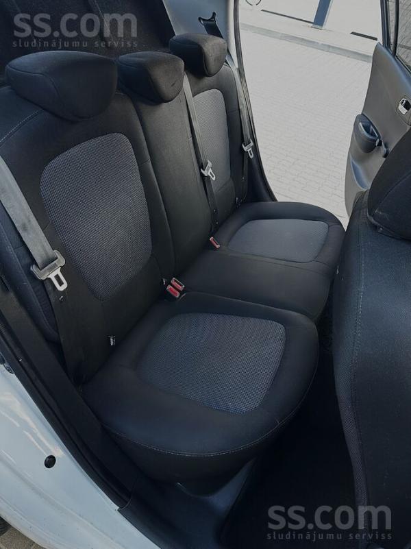 Balts Hyundai i20 2014 Rīga, ar dzinēja tilpumu 1.20 L un nobraukumu 0 tūkst. km par 2700 €, foto 9 vietnē AUTOMOTO.COM.LV