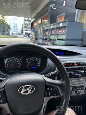 Balts Hyundai i20 2014 Rīga, ar dzinēja tilpumu 1.20 L un nobraukumu 0 tūkst. km par 2700 €, foto 14 vietnē AUTOMOTO.COM.LV