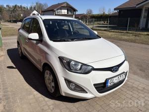 Белый Хендай и20 2014 в Рига, объемом двигателя 1.40 л и пробегом 85 тыс. км за 5500 €, фото 3 на AUTOMOTO.COM.LV