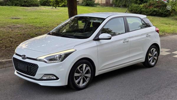 Balts Hyundai i20 2016 Panevēža, ar dzinēja tilpumu 1.25 L un nobraukumu 260 tūkst. km par 4950 €, foto 5 vietnē AUTOMOTO.COM.LV