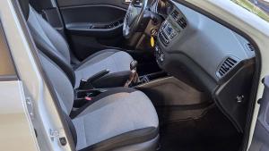 Balts Hyundai i20 2016 Panevēža, ar dzinēja tilpumu 1.25 L un nobraukumu 260 tūkst. km par 4950 €, foto 12 vietnē AUTOMOTO.COM.LV