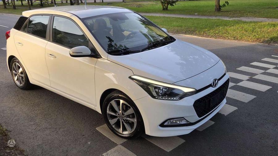 Balts Hyundai i20 2016 Panevēža, ar dzinēja tilpumu 1.25 L un nobraukumu 260 tūkst. km par 4950 €, foto 34 vietnē AUTOMOTO.COM.LV