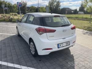 Balts Hyundai i20 2017 Rīga, ar dzinēja tilpumu 1.20 L un nobraukumu 125 tūkst. km par 5300 €, foto 5 vietnē AUTOMOTO.COM.LV